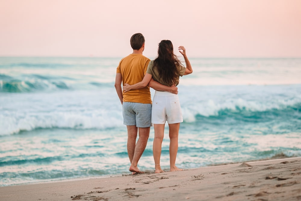 The Best Valentine's Day Getaways On The Florida Coast 2026